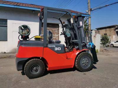 Κίνα 4000 kg Βάρος 2 2,5 3,0 3,5 τόνων φορτηγό ανεφοδιασμού με ΥΦΑ/βενζίνη για βιομηχανική ανύψωση προς πώληση
