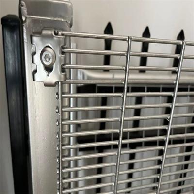 China Customized Color 358 Fence Powder Coated High Security Customized Shape Anti Climb Iron Mesh 358 Fence for sale