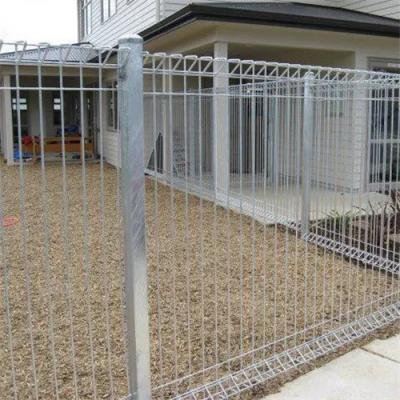 China Roll Top Triangle Bending Brc Welded Wire Mesh Fence for sale