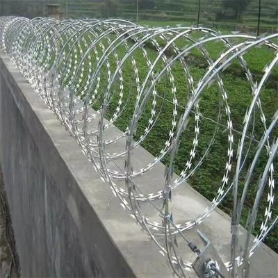 China Anping Factory Galvanized Stainless Steel BTO22 Single Loop Cross Concertina Wrap Barbed Flat Pack Razor Wire Blade Mesh Fence for sale