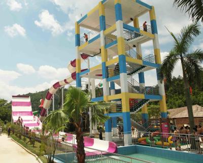 Κίνα Γιγαντιαίο φίμπεργκλας Waterslides πισινών διέγερσης εξοπλισμού πάρκων Aqua για τους ενηλίκους προς πώληση