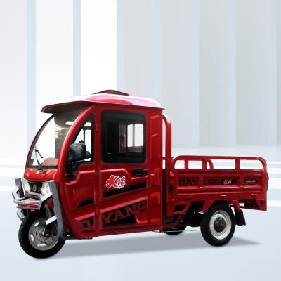 Cina DAYANG Electric Scooter Cargo Tricycle Motor 1500W Modello completamente chiuso con potenza di 250cc in vendita
