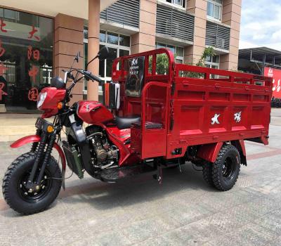 China Motor de carga pesada personalizado de 250cc Três rodas Motocicleta Triciclo de carga à venda