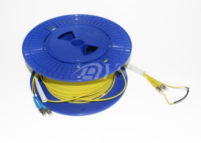 Cina Ingiallisca il cavo di toppa duplex della fibra del singolo modo dei 50 tester con l'occhio di trazione in vendita
