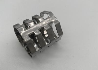 Cina 9mm 25mm Metal Pall Ring Random Packing Easily Wettable in vendita