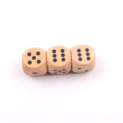중국 특별 형상 나무로 된 USB 플래시는 승인받은 16GB 32GB 64GB 15MB/S FCC를 운전합니다 판매용