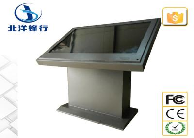 Cina Esposizione infrarossa a 80 pollici dell'interno DC24V AC110V - 220V del chiosco del touch screen di Digital in vendita