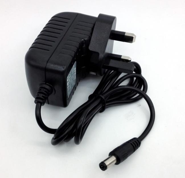 9 volt 3 amp power adapter