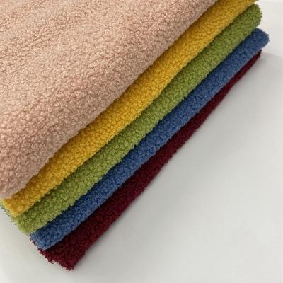 Κίνα Super Soft Tear Resistant Fabric Anti Pill Teddy Polyester 100 προς πώληση