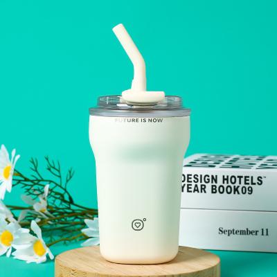 Chine Cadeau d'activité de tasse à café à double boisson portable de grande capacité à haute valeur esthétique à vendre