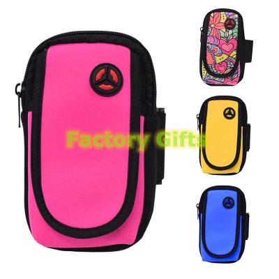 China Personalised Business Gift Bags Sports Arm Bag For With Phone Holder Water Resistant for sale