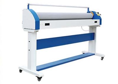 Κίνα 64inch χειρωνακτικός κρύος Laminator μεγάλου σχήματος ρόλος για να κυλήσει τον εξοπλισμό τοποθέτησης σε στρώματα προς πώληση