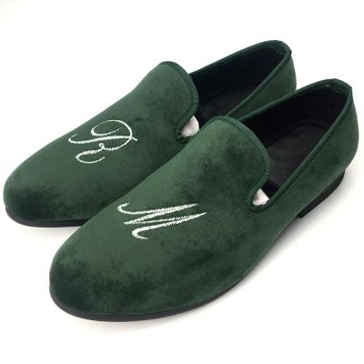 Chine Des loafers en velours de luxe pour hommes en velours verts faits à la main à vendre