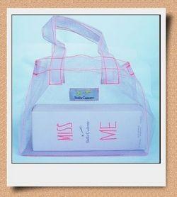 Cina Borse ecologiche del regalo del cordone della maglia del tessuto per i giocattoli, 20 x 35cm in vendita