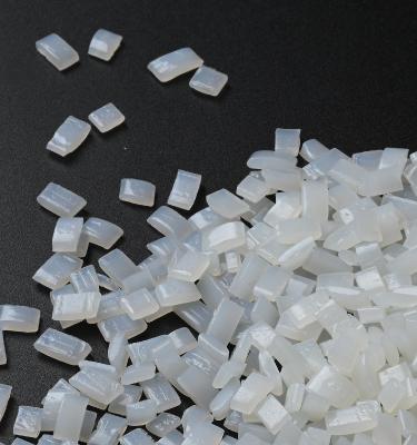 Cina Sigillamento solido dell'abbigliamento di EVA fusione a caldo Adhesive Packaging dei granelli in vendita