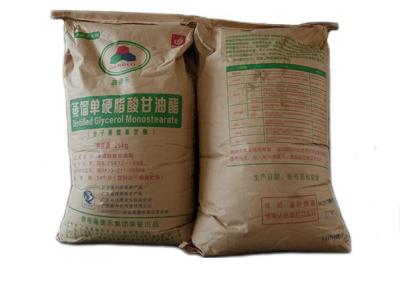 China Elemento espumoso plástico destilado del añadido EPE del monoestearato DMG90 de la glicerina, GMS99 lubricante, emulsor cosmético en venta
