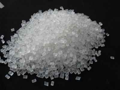 Cina 2 l'emulsionante alimentare di durata di prodotto in magazzino E471 di anno migliora la struttura del dolce ed incolla la stabilità in vendita
