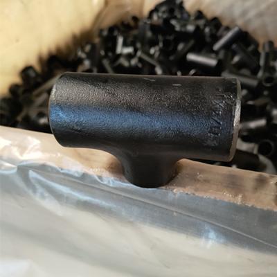 China Galvanized Carbon Steel Pipe Fittings with Butt Weld Connection API Standard à venda