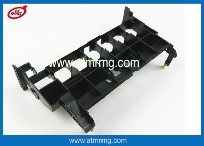 China Recambios de Lnner de la guía plástica de la nota A002960, pieza NMD100/200 del cajero automático de Delarue de la gloria en venta