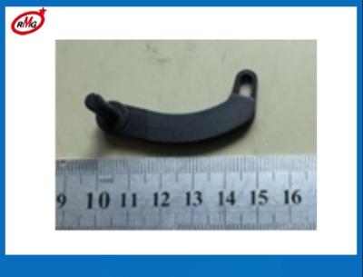 China 1750295447-36 piezas de la máquina de cajeros Diebold Nixdorf DN200 módulo de entrada y salida IOC Unidad de recogida gancho izquierdo en venta