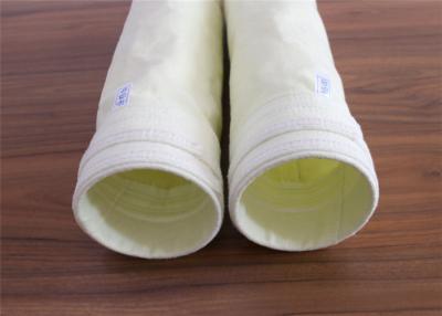 Cina il collettore di polveri del poliestere 550g insacca il filtro liquido 500g/M2 da 1.9mm in vendita