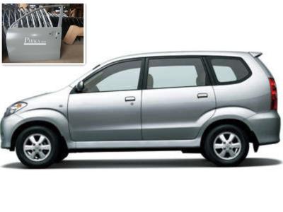 중국 까만 Toyota Avanza 차량에 2008년 문 포탄 조정 우수한 판매용