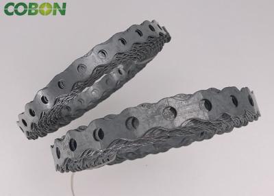 中国 掛かる大型の管のための電流を通された鋼鉄かコーティングの穴があいたバンディングの革紐 販売のため
