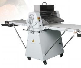 Chine Space Saving Electric Dough Sheeter Machines 0.75KW Foldable Commercial Bakery Equipment 220V/380V à vendre
