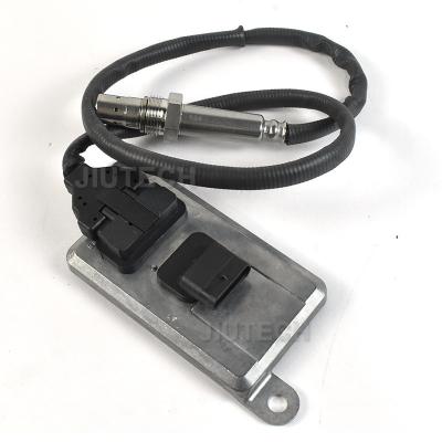 China BENZ Nox Nitrogen Oxygen Sensor A0091533628/006 5WK96616F à venda