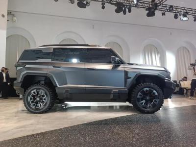 Chine Grand véhicule électrique à Dongfeng Mengshi M-Hero 917 EV La production a commencé 1000 ch 505 km de portée sous le capot à vendre
