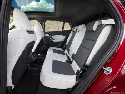 중국 뜨거운 판매 BMW IX2 449Km 하이 스피드 오토 새로운 에너지 자동차에 대한 장거리 전기 자동차 2024 판매용