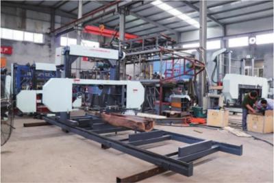 China Diámetro de madera 700m m de la serrería horizontal de la banda en venta