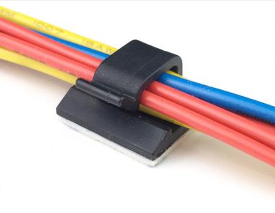 Cina 1000 Pezzi Neri Fermacavi Adesivi Organizzatore Cavi Fermacavo Clip per Fili Gestione Cavi Ganci Autoadesivi Fermacavo in vendita