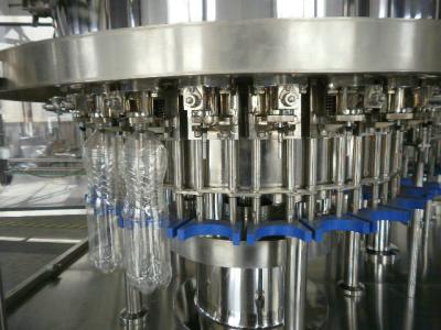 China Equipo del relleno por gravedad del refresco de la soda/máquina autos carbónicos 60 20000BPH principal en venta