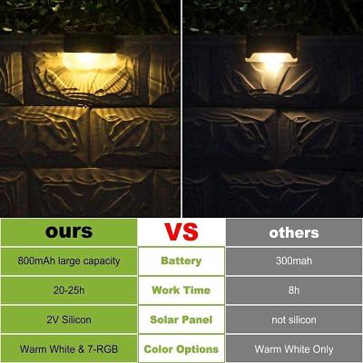 Cina Luce a parete a energia solare costruita con batteria al litio ternaria per illuminazione LED RGB bianca calda in vendita