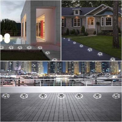 China Fuente de luz LED Puertas de carretera con energía solar IP68 a prueba de agua para un rendimiento duradero en venta