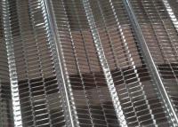Cina High Rib Lath in vendita