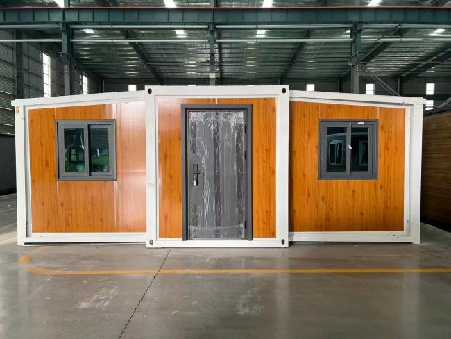 Expandable Container House