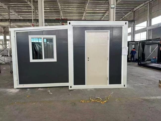 Expandable Container House