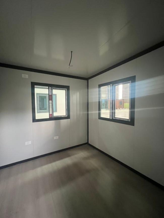 Expandable Container House