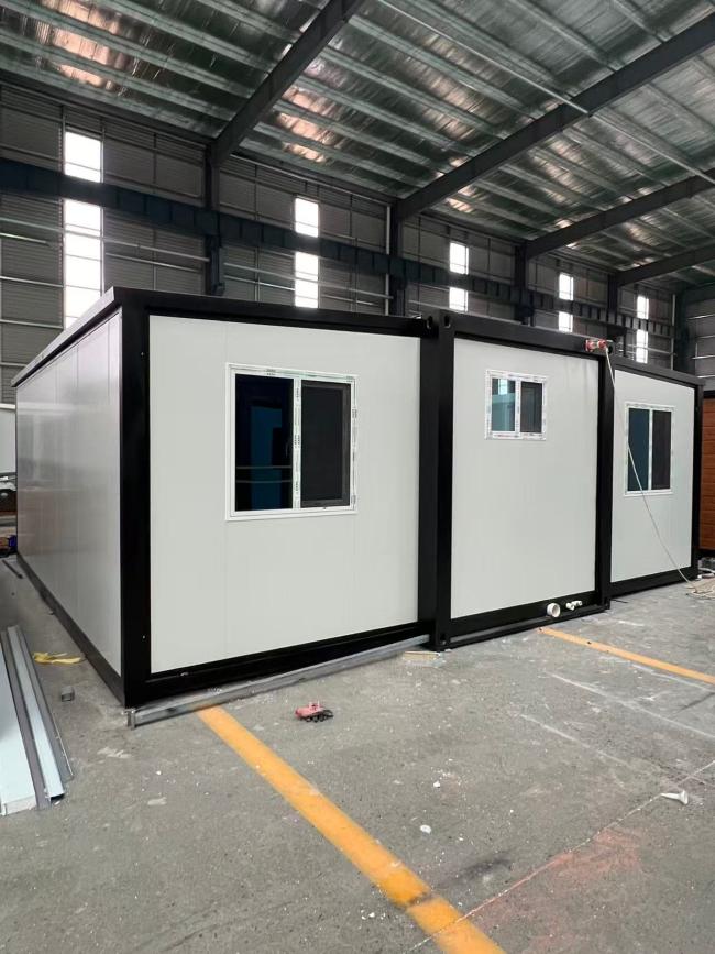 Expandable Container House