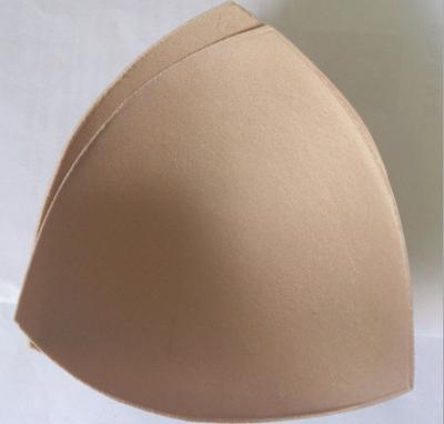 Cina Tazza del reggiseno di lamitation del tessuto e della spugna, accessorio del reggiseno della biancheria intima per gli indumenti degli indumenti da letto in vendita