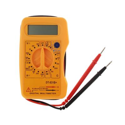 Cina DT831B Pocket Multimeter with Test Leads DT831B Digital Multimeter in vendita