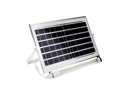 Cina Luci da giardino a energia solare a tubo LED T8 380lm 580lm 780lm 1200lm in vendita