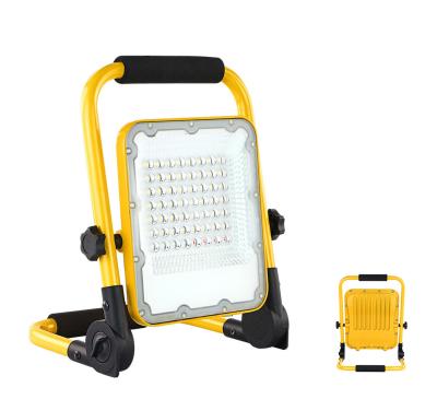 Cina Proiettore ricaricabile portatile IP65 di USB LED per accamparsi in vendita