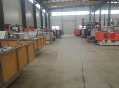 Chine LDPE fabrication de bouteille de PVC de station de la machine 2000kg 8 de soufflage de corps creux de 1 litre à vendre