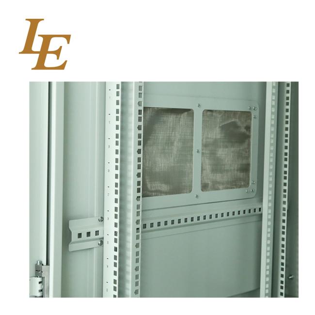 LE-DA Custom Outdoor Telecom Cabinet Isolated Loop Heat Exchange Corrosion Resistant Structure Large Air Volume Harsh Environment 1