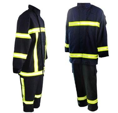 Cina vestito della prova di calore 3Kg, dispositivi di protezione personali di colore dei blu navy EN469 in vendita