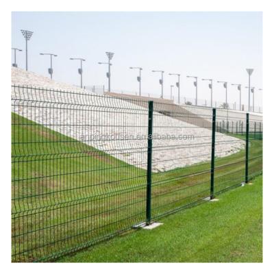 Cina 1.5 mm o 2,0 mm Spessore del palo pannelli di recinzione a maglia di filo laminato con rivestimento in PVC per pareti di confine in vendita