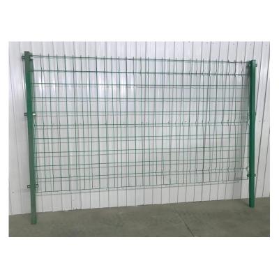 Cina Recinzione a pannello curvo saldato in 3D resistente con finitura galvanizzata a caldo e rivestita in PVC in vendita